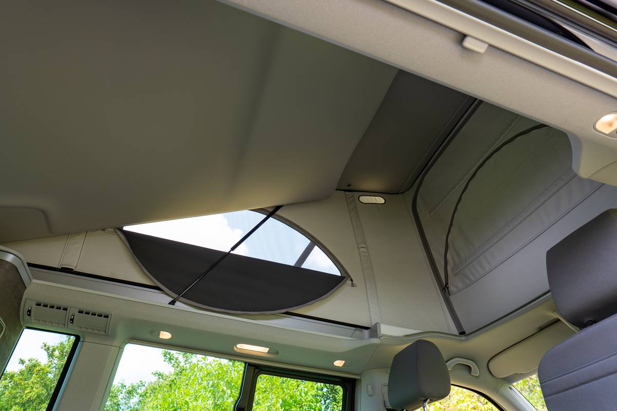 Foto: Rodinný přepravník, o víkendu obytňák: VW California 6.1 Ocean je ...