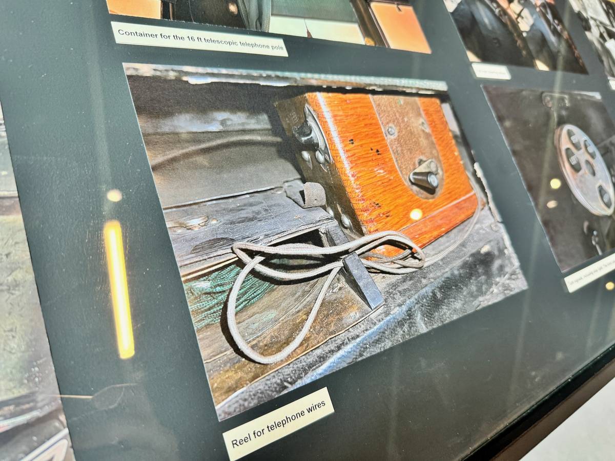 Foto: První auto s mobilem? Vzniklo v roce 1915, kdy byl domácí telefon ...