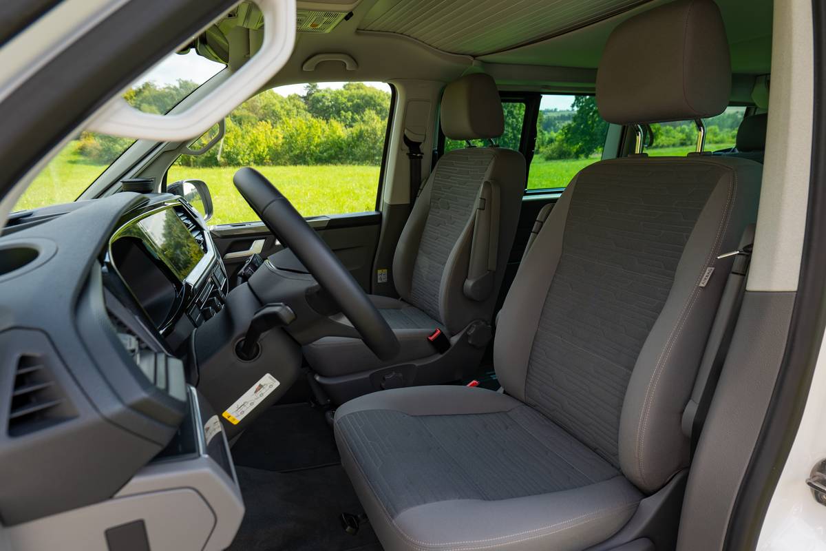 Foto: Rodinný přepravník, o víkendu obytňák: VW California 6.1 Ocean je ...