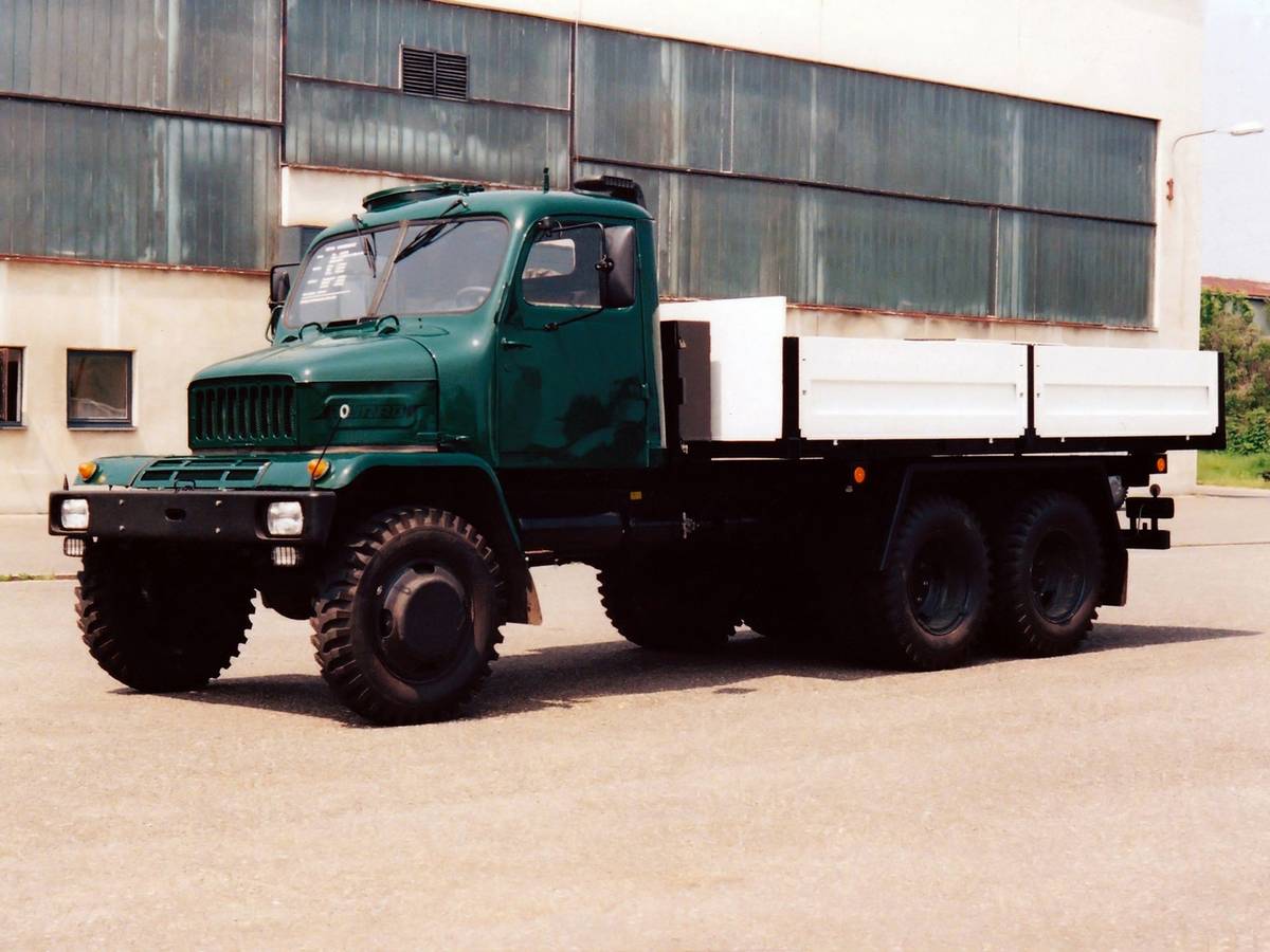 Foto: Pamatujete si sestru slavné vejtřasky? Praga S5T vznikla z nouze ...