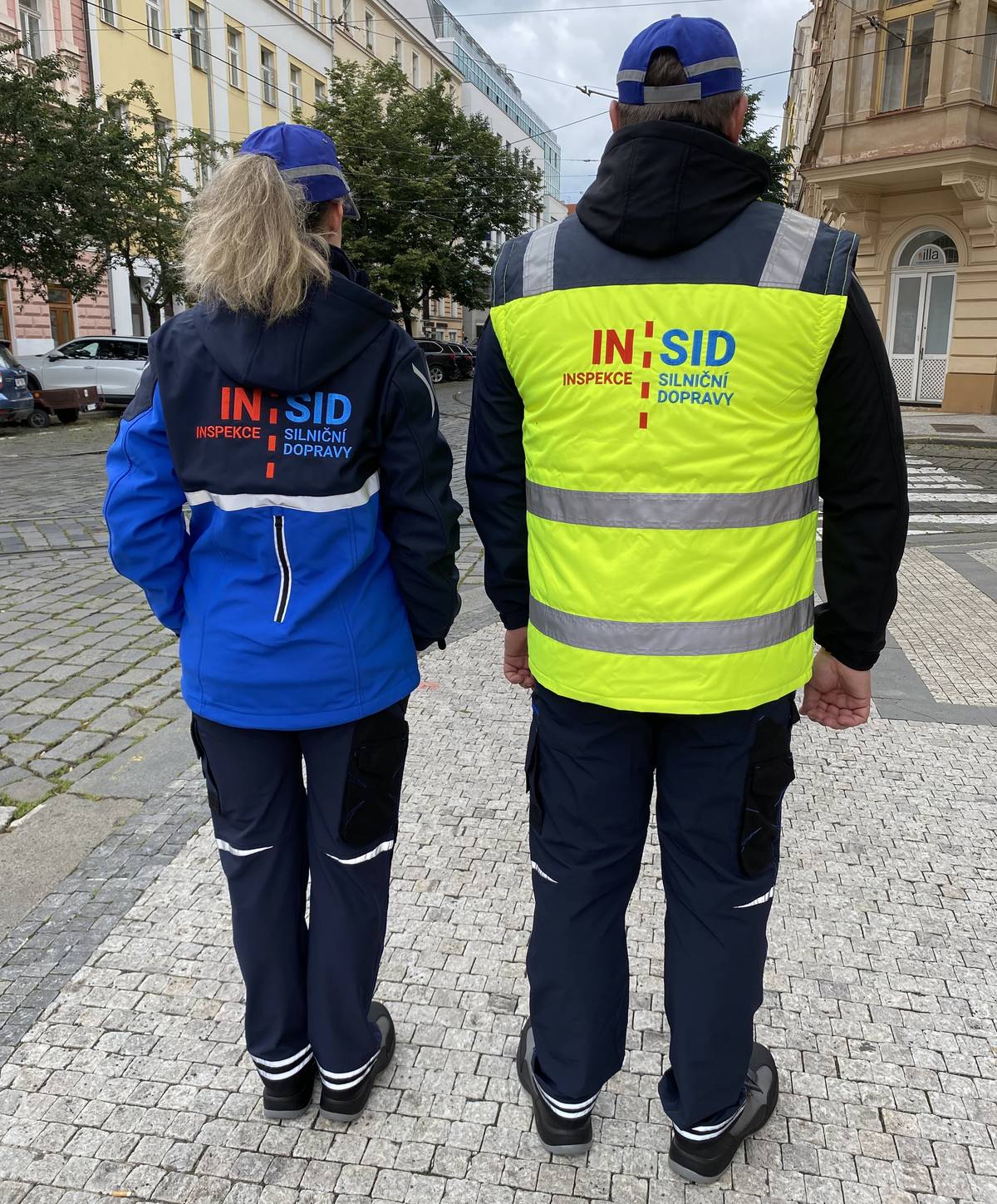 Foto: Na silnice vyrazila nová represivní složka. Kontroluje na dálku a ...